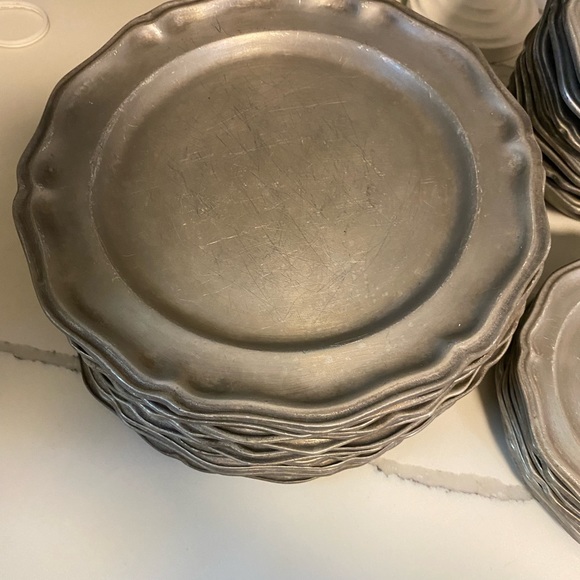 Wilton Armetale | Kitchen | 6 Pewter Wilton Armetale Dinner Plates With ...